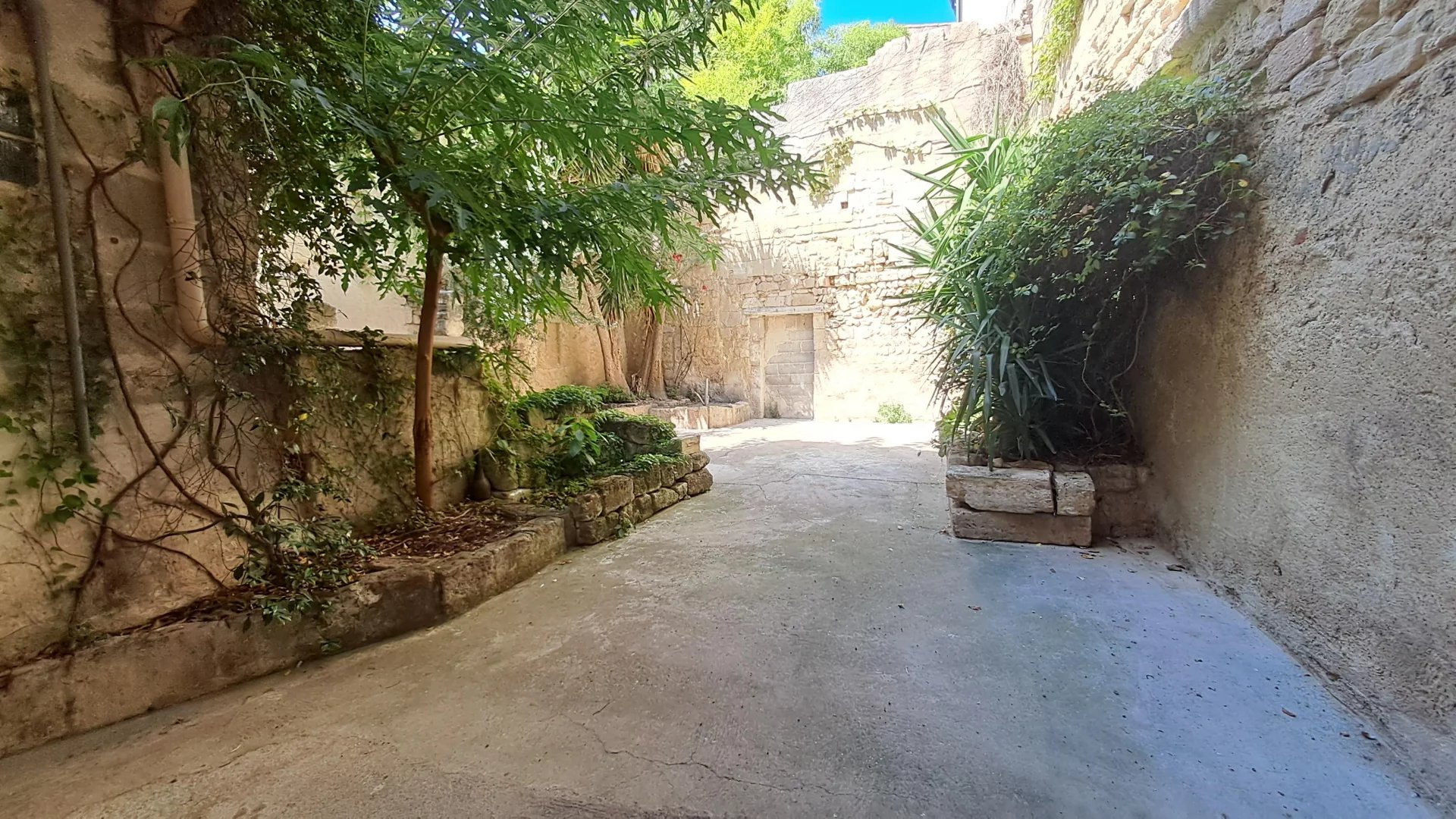 Location Appartement TARASCON 1 pièces 27 m² à louer Mandat : 0703-0001